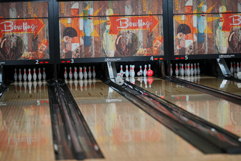 About Mike Aulby’s Arrowhead Bowl | Lafayette’s Family Entertainment Center