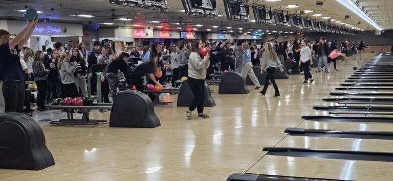 Join a Bowling League in Lafayette, IN | Arrowhead Bowl
